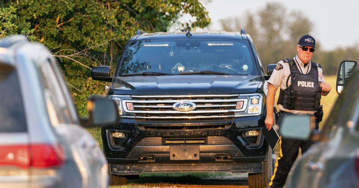 Canadian police: 1 suspect in stabbings has been found dead | The ...