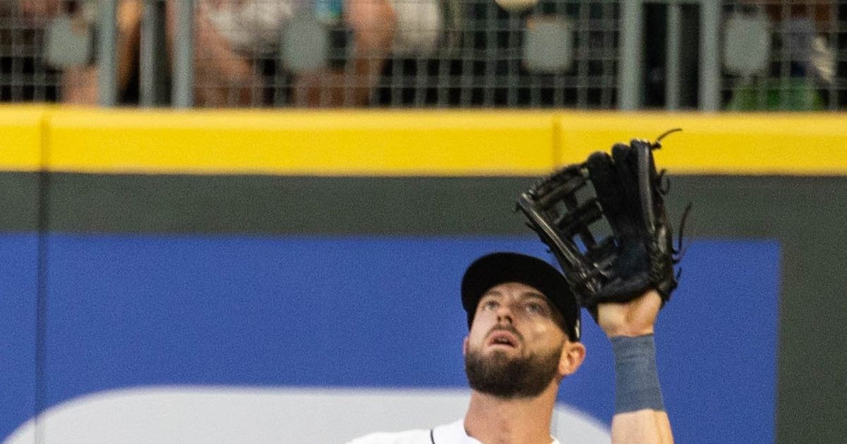 M’s Haniger replays missed attempt to rob Elvis Andrus of homer | The ...