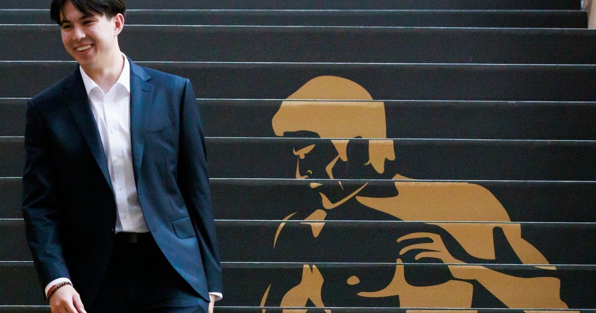 ‘Bruce Lee Ascending’ debuts at UW’s Odegaard Undergraduate Library ...