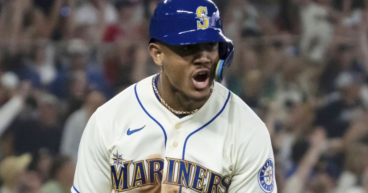 Where the Mariners stand as they eye first playoff berth since 2001 ...