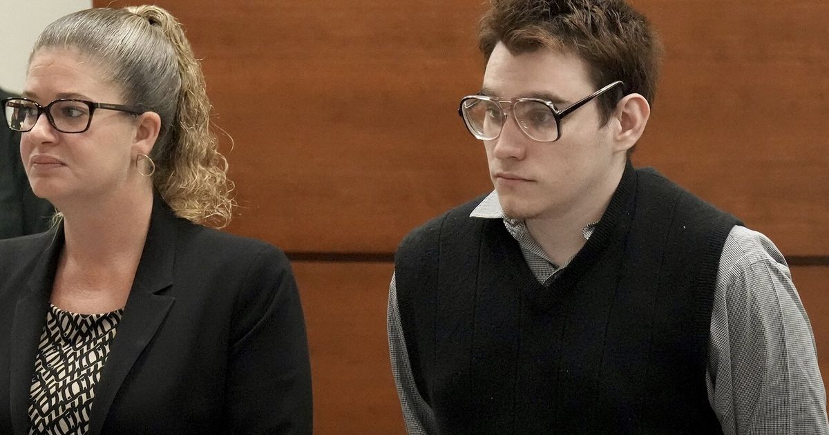 Judge in Parkland school shooting case refuses to step down | The Seattle Times