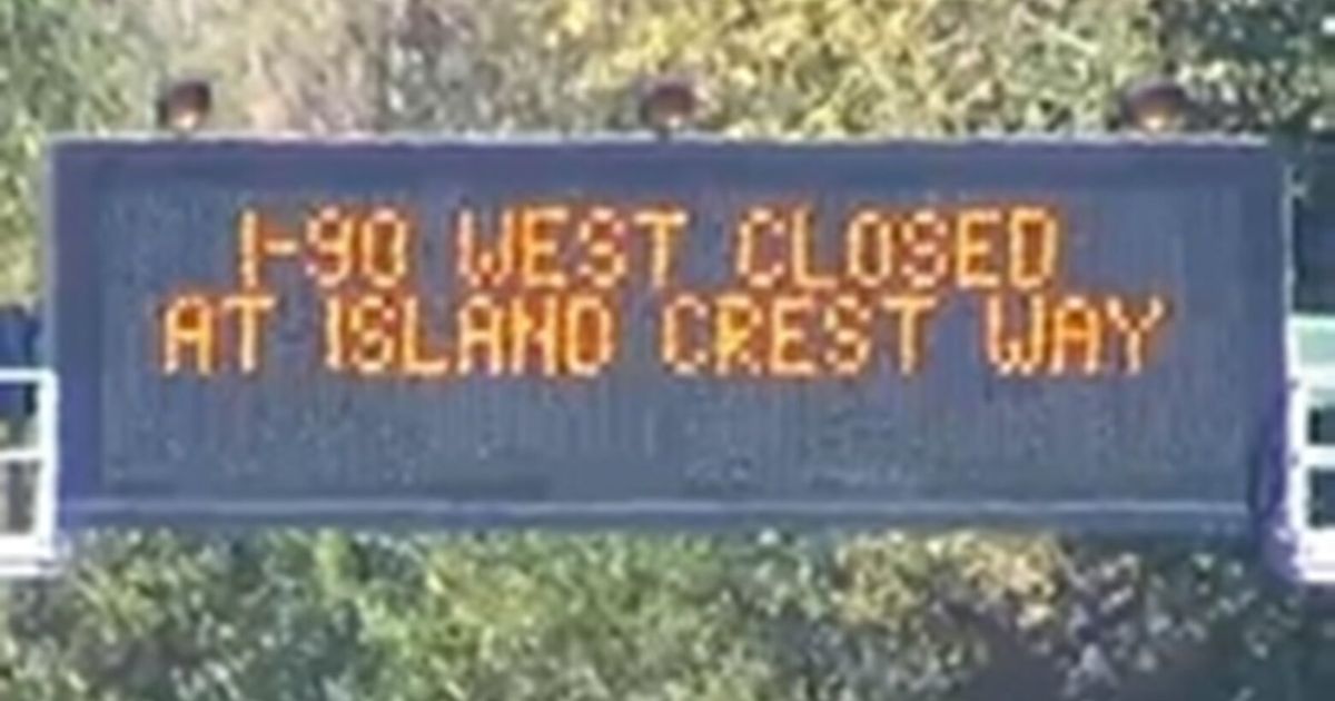 Traffic chaos forces closure of I-90 westbound from Mercer Island ...