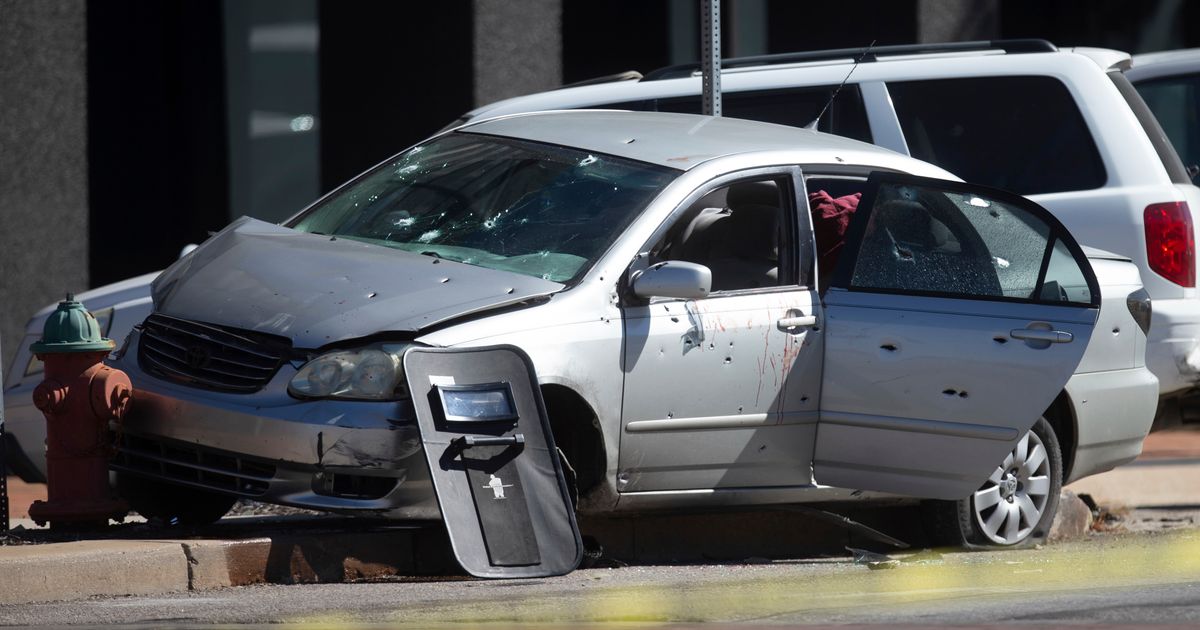 Murder suspect, officer injured in downtown Topeka shootout | The ...