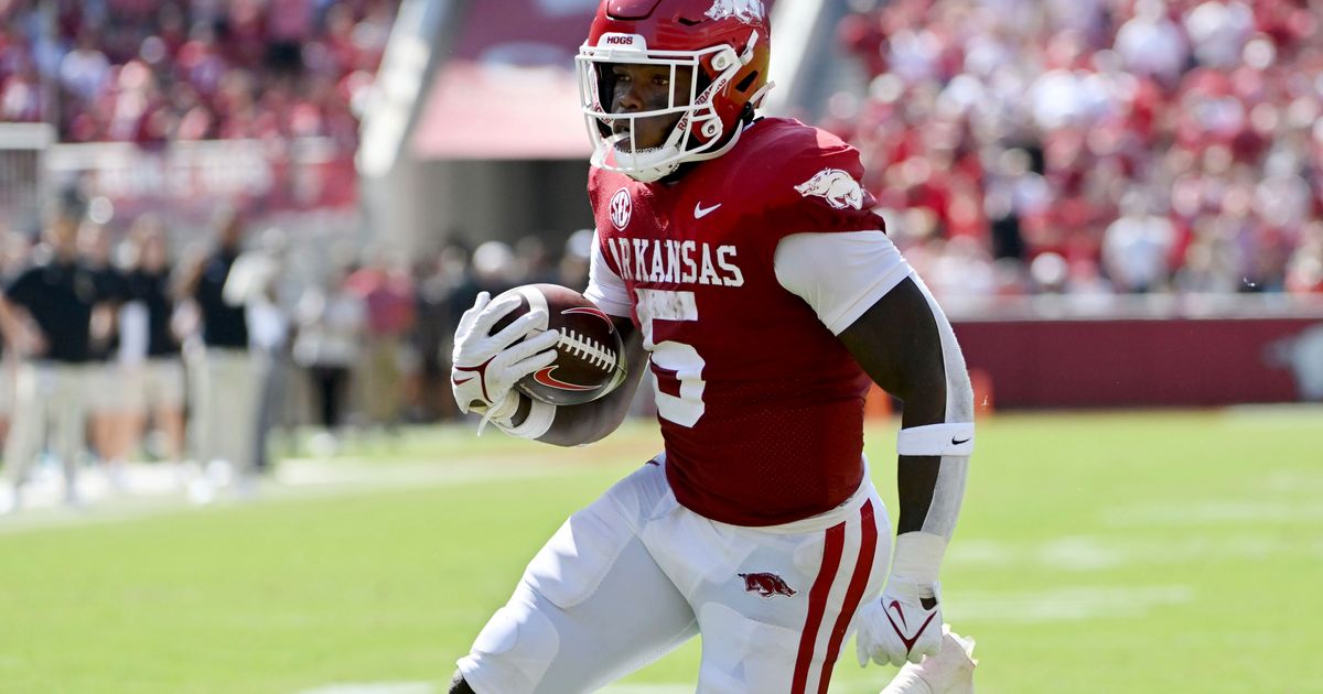 Sanders helps No. 16 Arkansas rocket past South Carolina | The Seattle ...