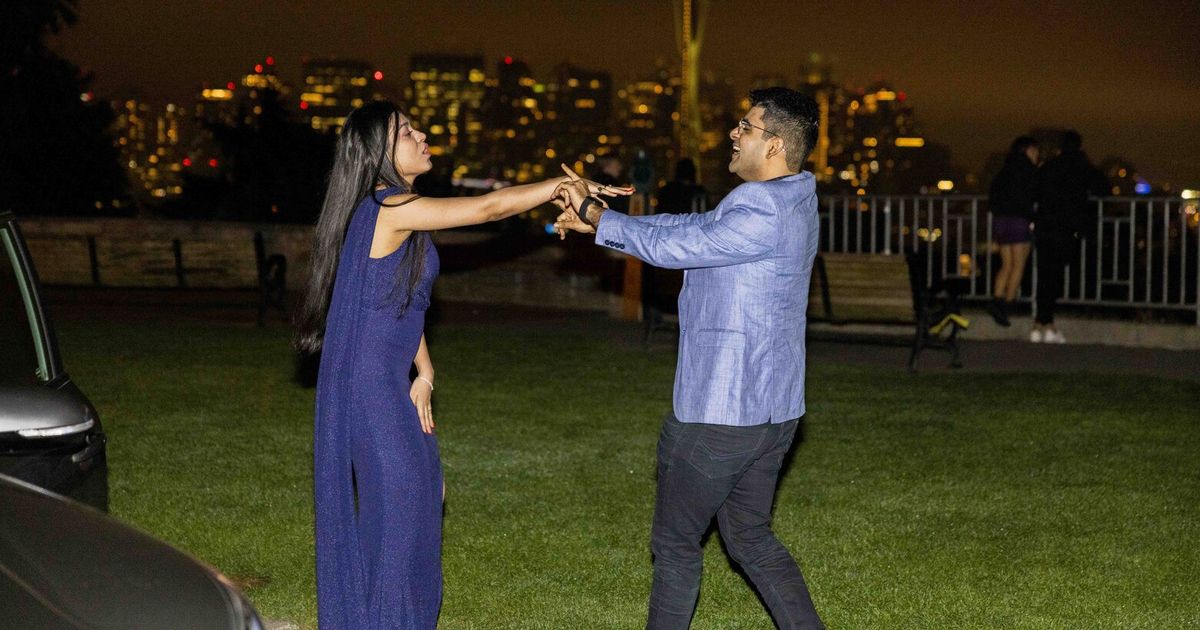 A ‘Happy birthday’ dance, with Seattle as the backdrop | The Seattle Times