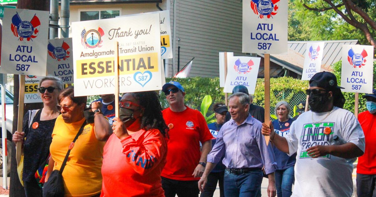 Paratransit drivers want better pay as they serve older and disabled ...