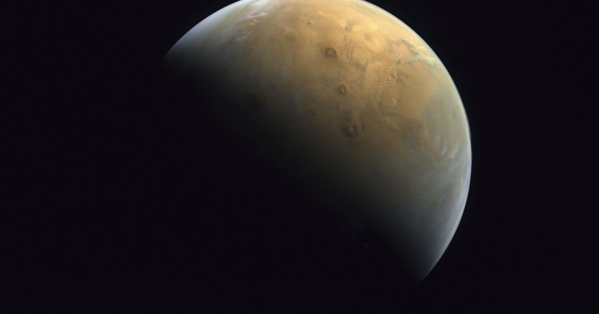 Underground microbes may have swarmed ancient Mars | The Seattle Times