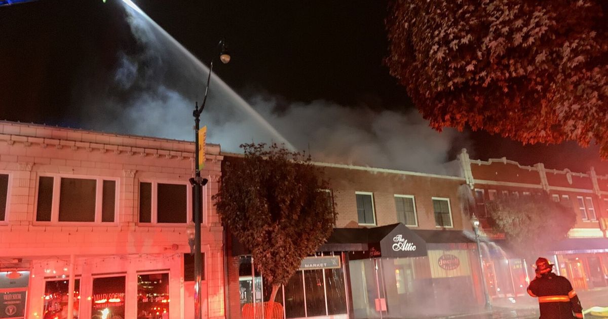 Fire damages businesses in historic downtown Sumner | The Seattle Times