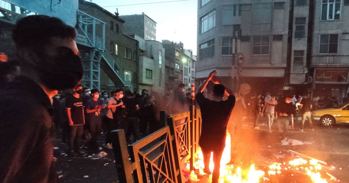 The amazing courage of Iranian women and girls | The Seattle Times