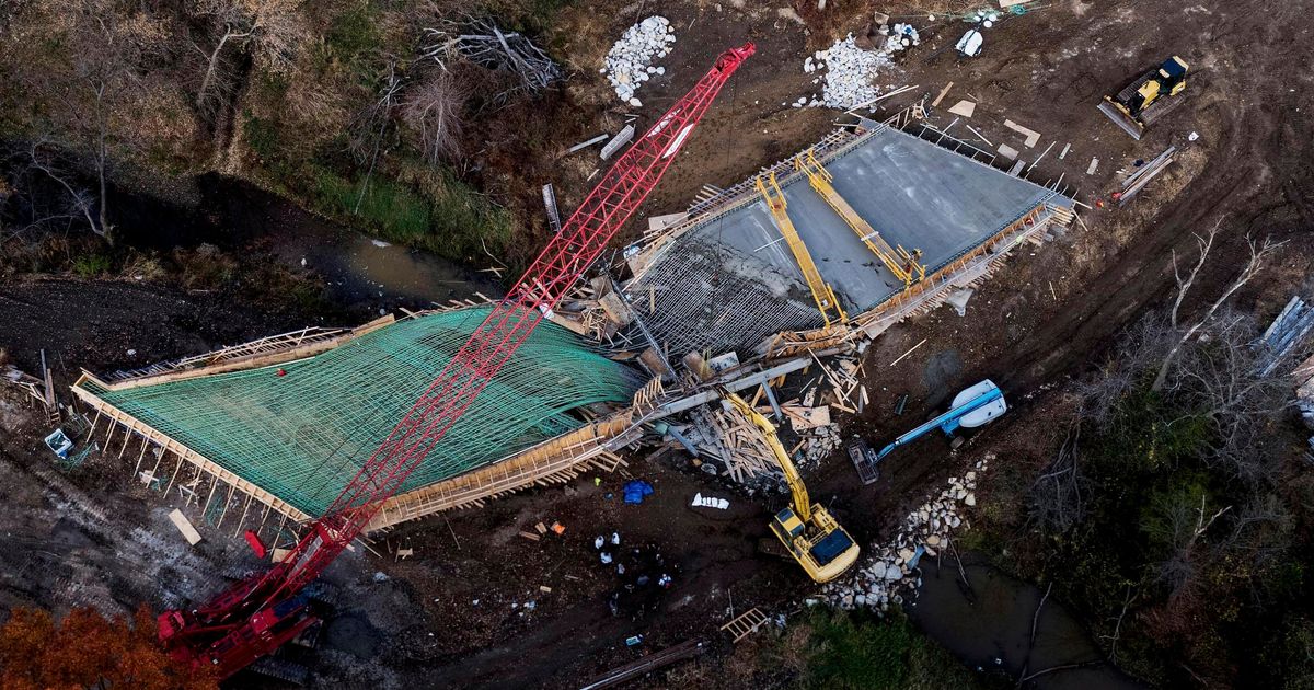 1 construction worker dies in bridge collapse in Missouri | The Seattle ...
