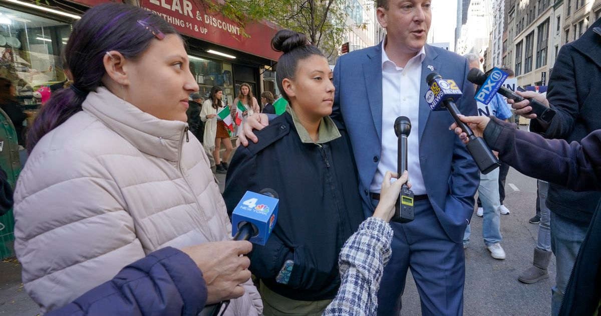 Shooting brings violent crime to Rep. Zeldin’s doorstep | The Seattle Times