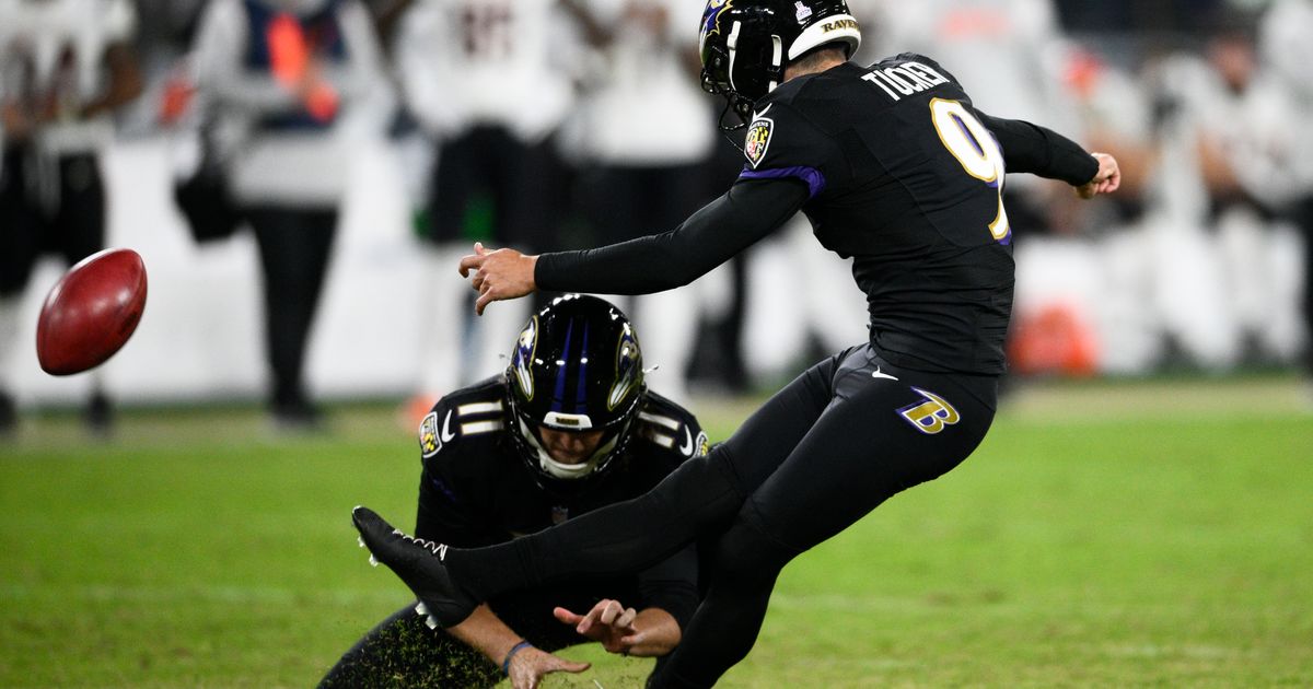 Ravens won with their legs — Tucker’s and Jackson’s | The Seattle Times