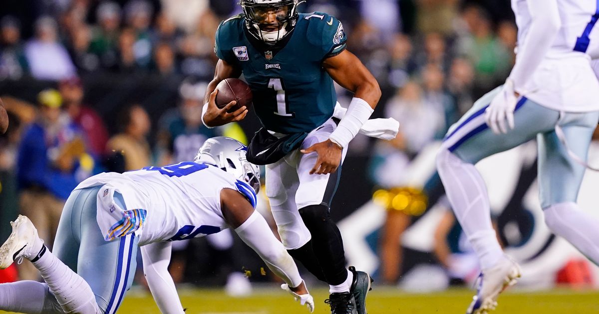 Eagles improve to 6-0, Hurts key in 26-17 win over Cowboys | The ...