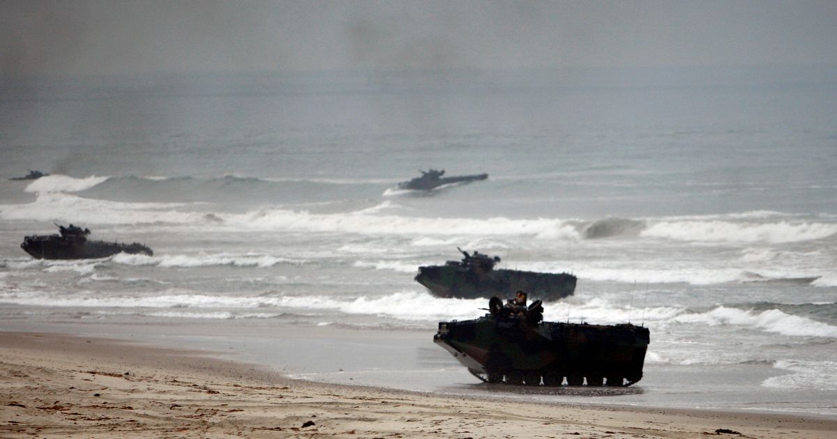 Marine Corps halts surf use of combat vehicle after mishap | The ...