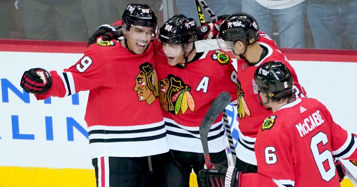 Kane scores, Blackhawks hold off Panthers 4-2 for 4th in row | The ...