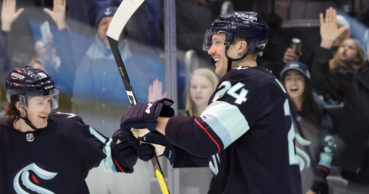 Unlikely sources Jamie Oleksiak, Adam Larsson piling up points for ...