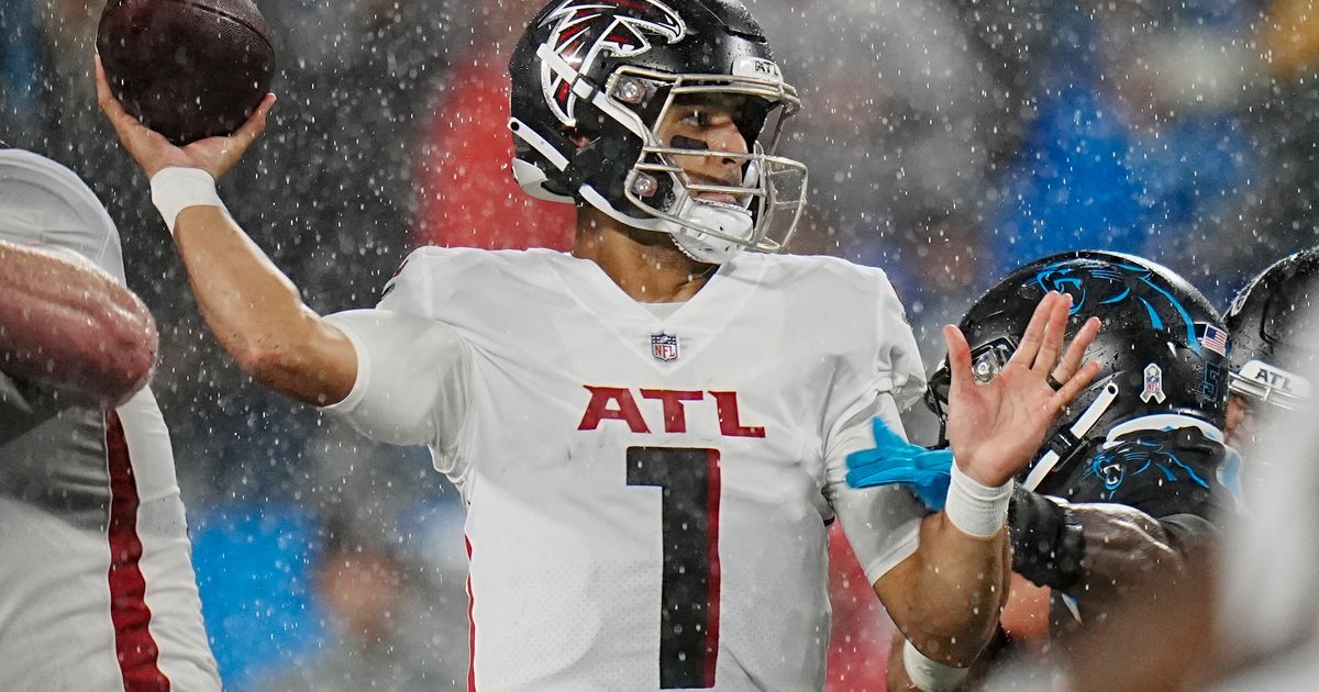 Falcons’ Smith remains committed to Mariota as starting QB | The ...