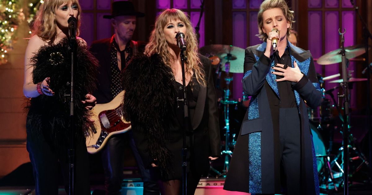 Watch: Brandi Carlile slays ‘SNL’ performance, revisits early days ...