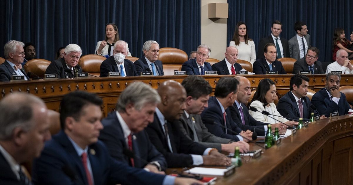 Trump audit shows depths of IRS funding woes | The Seattle Times