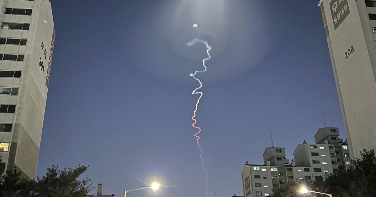 South Korea’s unannounced rocket launch causes UFO scare | The Seattle ... South Korea’s unannounced rocket launch causes UFO scare | The Seattle ...
