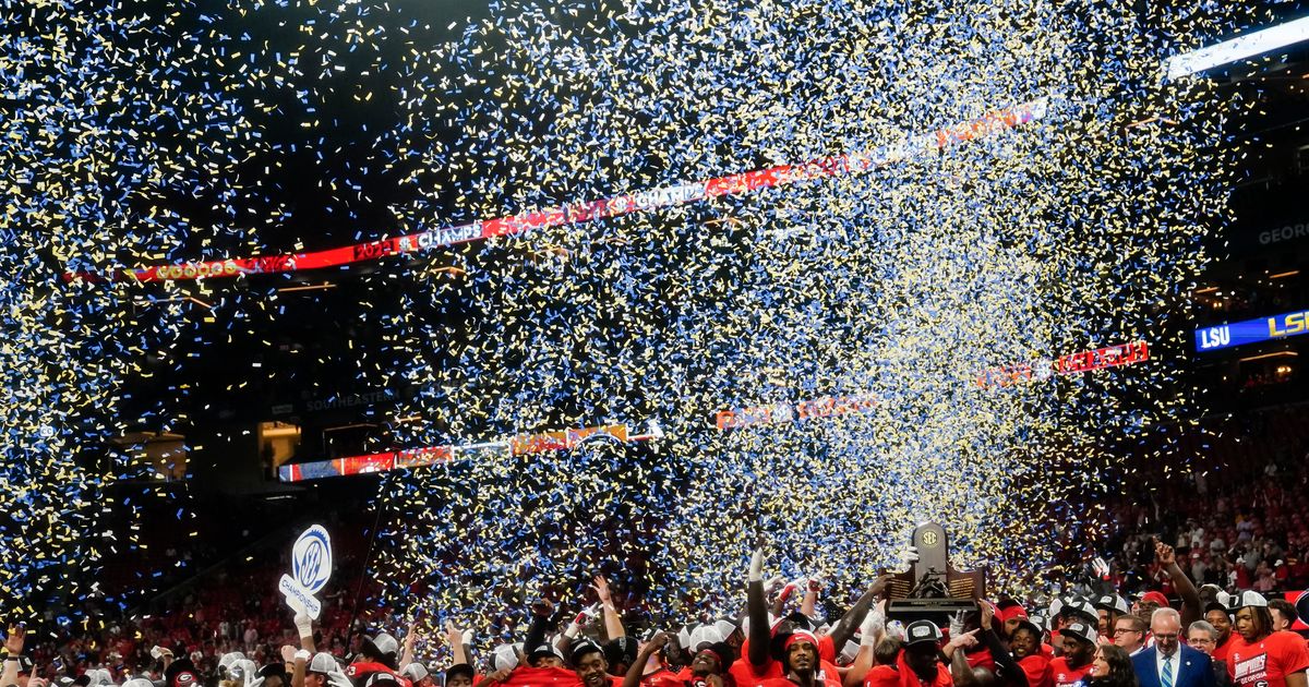 SEC halftime contest booed, both students awarded $100,000 | The ...