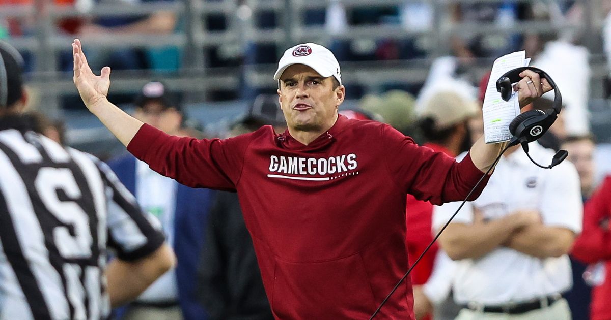 South Carolina’s Beamer gets big raise in new contract | The Seattle Times