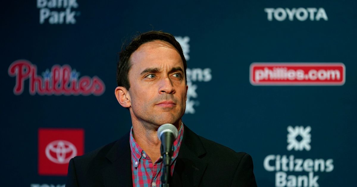 NL champion Phillies sign GM Fuld through 2025 season | The Seattle Times
