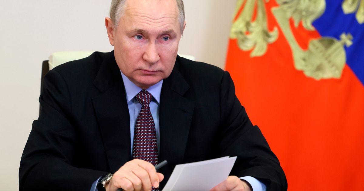 Cornered in Ukraine, Putin ditches annual news conference | The Seattle ...
