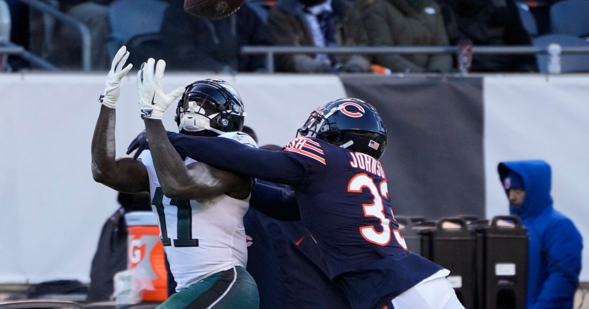 Bears place top CB Johnson on IR because of finger injury | The Seattle ...