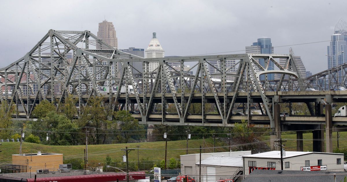 Kentucky, Ohio get $1.6B to fix overloaded bridge, add span | The ...