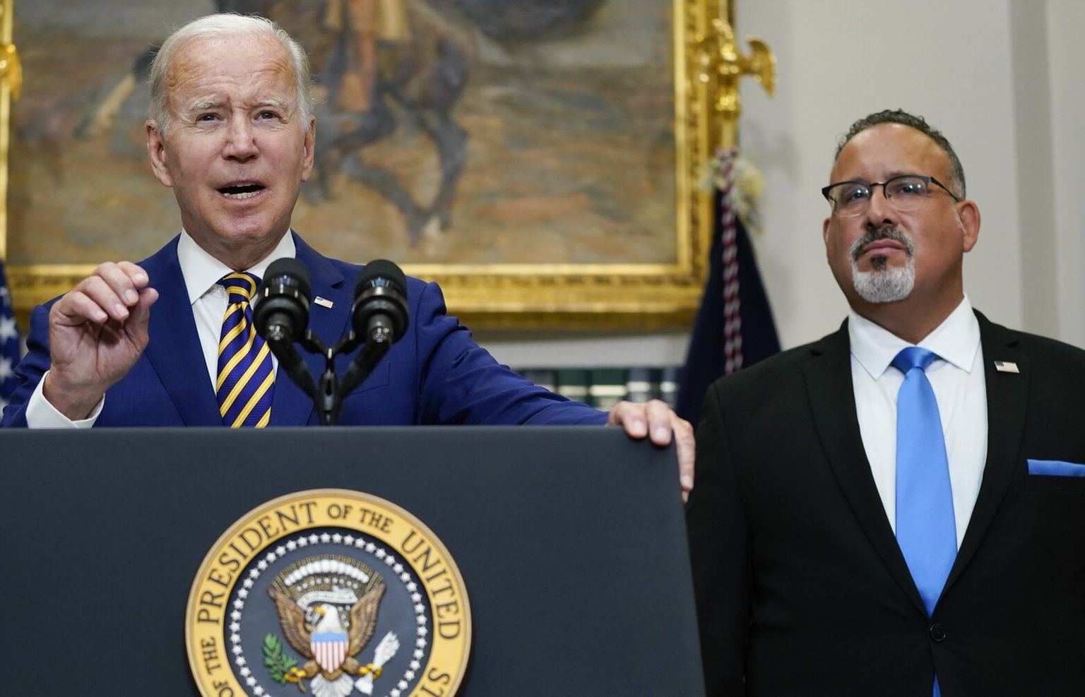 COLLIN BINKLEY | The Seattle Times