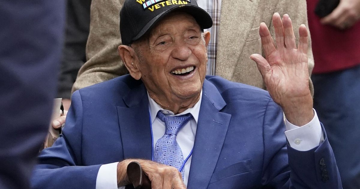 Oldest living Pearl Harbor survivor marks 105th birthday | The Seattle ...