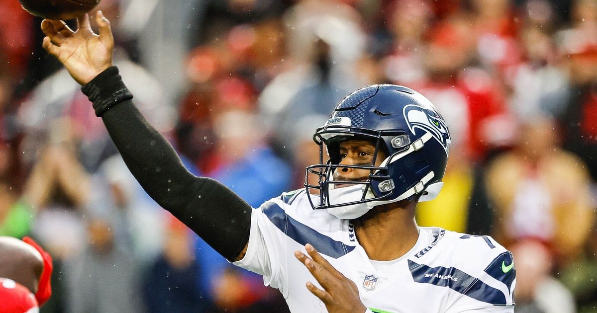 ‘I want to be here’: Geno Smith says he expects to re-sign with ...