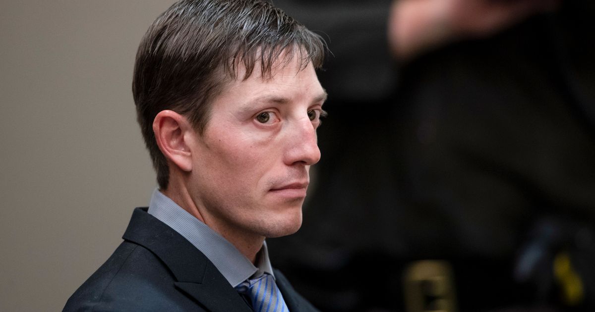 Michigan judge denies ex-officer’s bid to drop murder charge | The ...