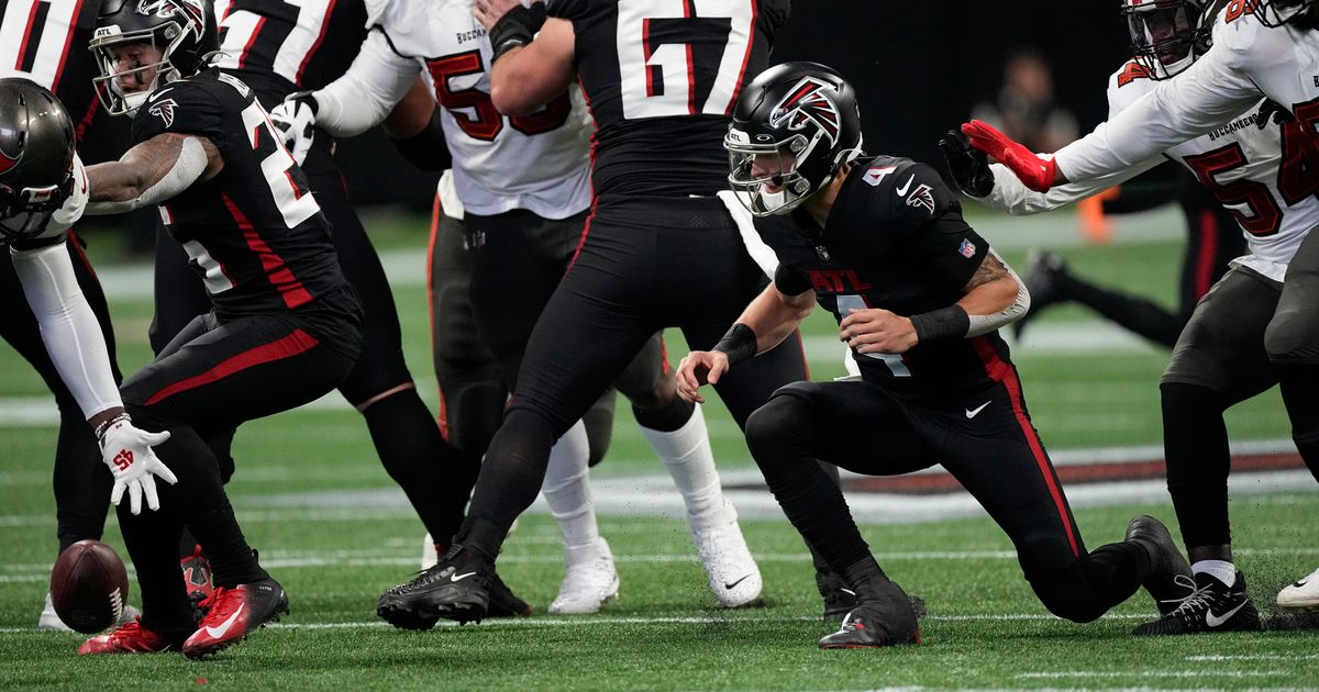 Falcons’ Smith faces QB decision after another 7-10 finish | The ...