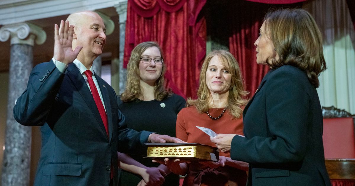 Pete Ricketts sworn in as Nebraska senator, replacing Sasse | The ...