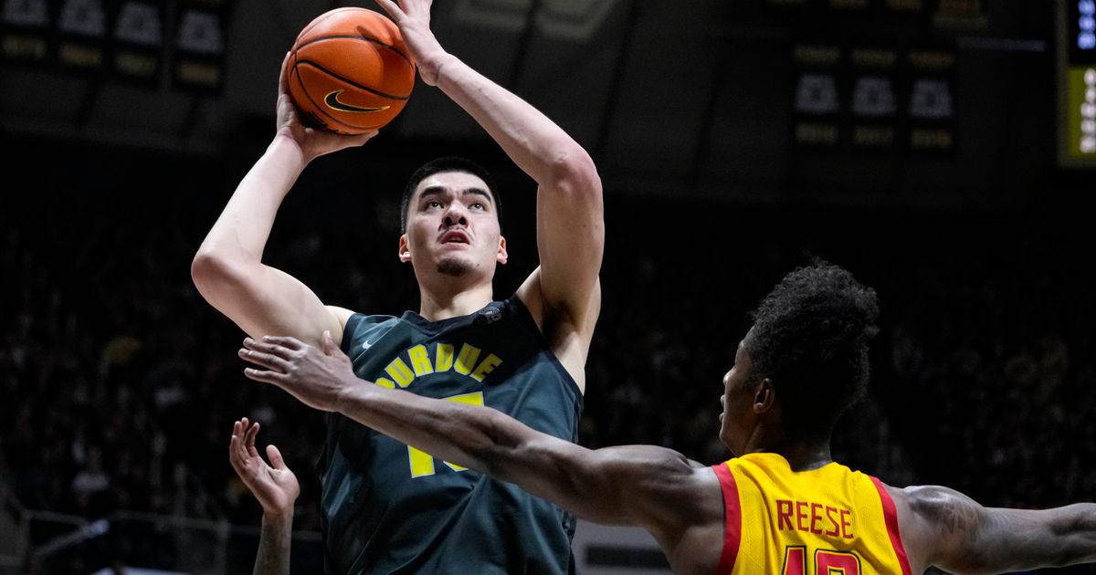 Purdue back at No. 1 in AP Top 25, Alabama right behind | The Seattle Times