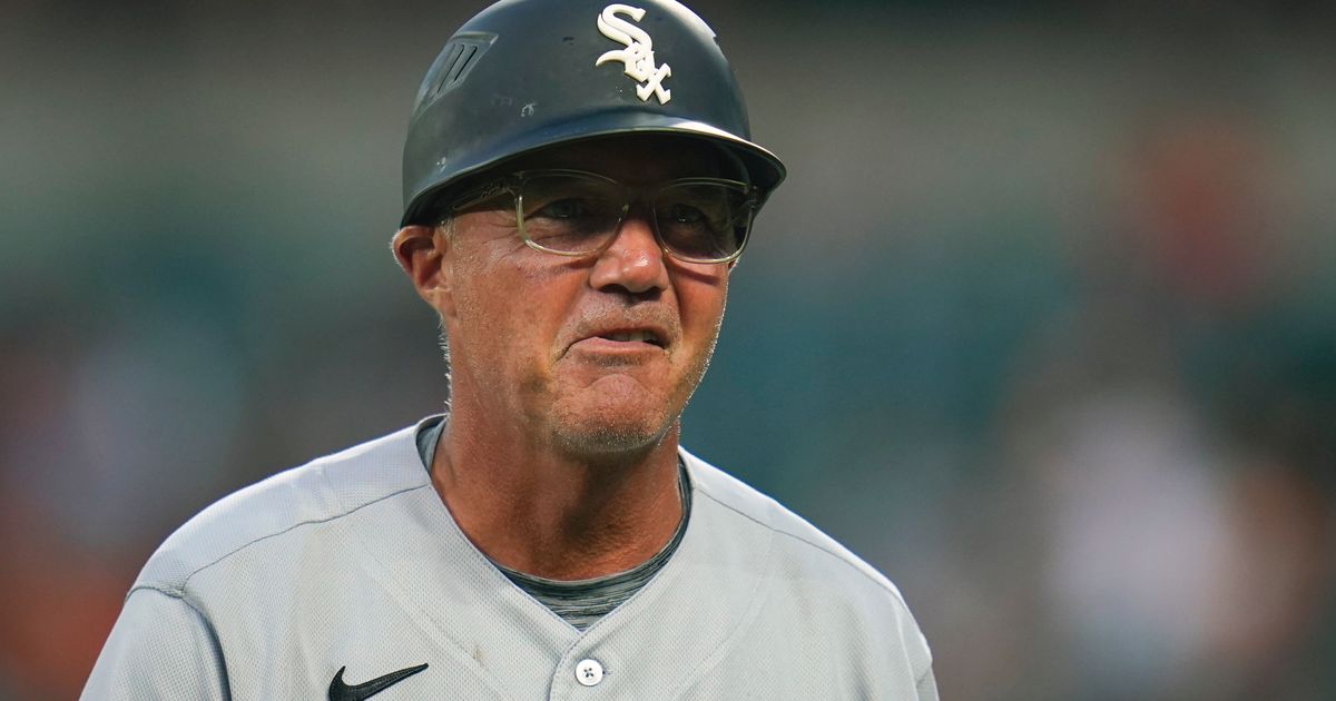 Cardinals hire McEwing as bench coach after Holliday resigns | The ...