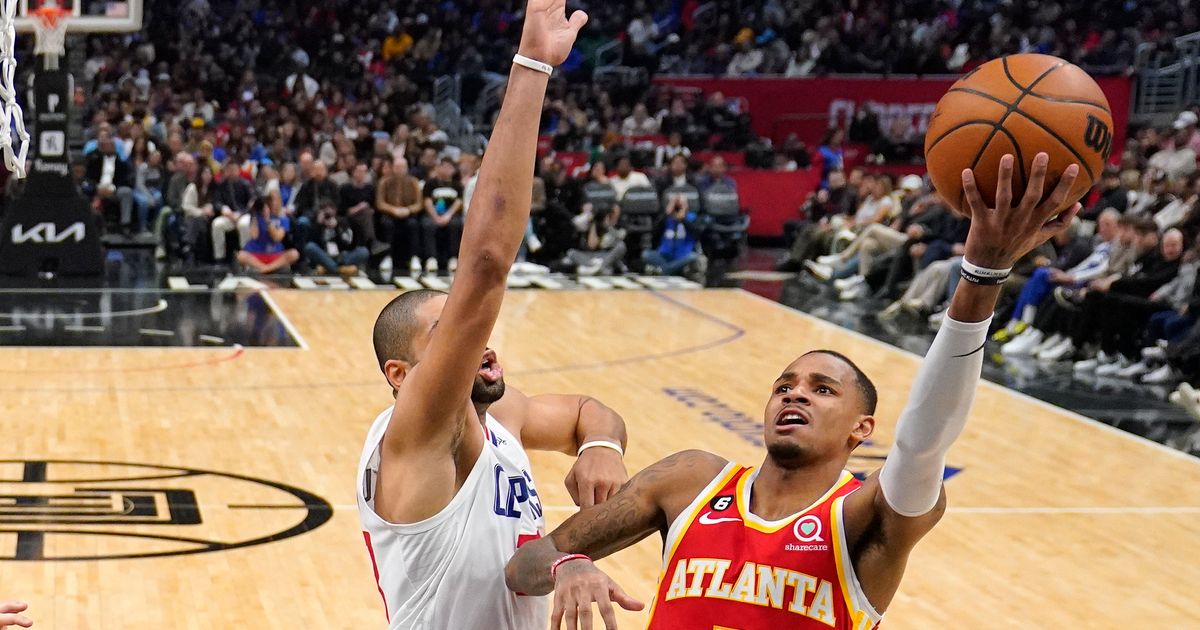 Young scores 30, Hawks rally to beat reeling Clips 112-108 | The ...