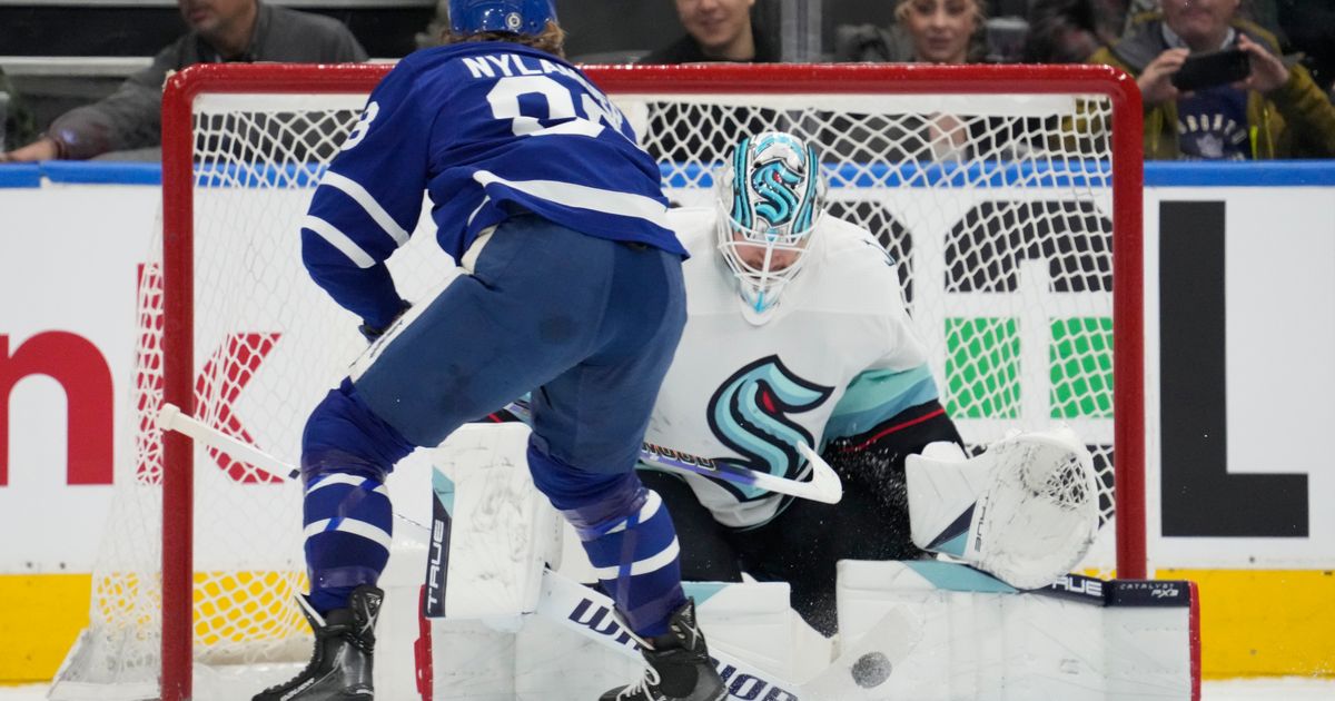 Kraken beat Maple Leafs 5-1 for 3rd straight victory | The Seattle Times