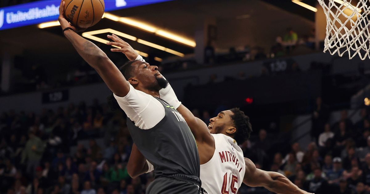 Edwards, bench lift Wolves to 110-102 victory over Cavs | The Seattle Times