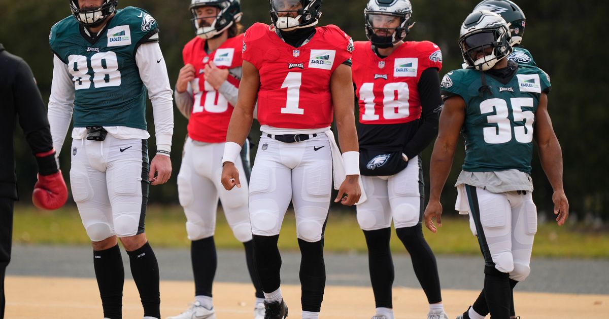 Hurts resumes throwing, Johnson returns for banged-up Eagles | The ...