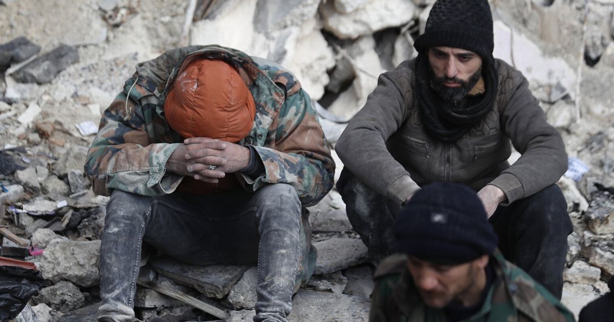 Fears Grow For Untold Numbers Buried By Turkey Earthquake The Seattle
