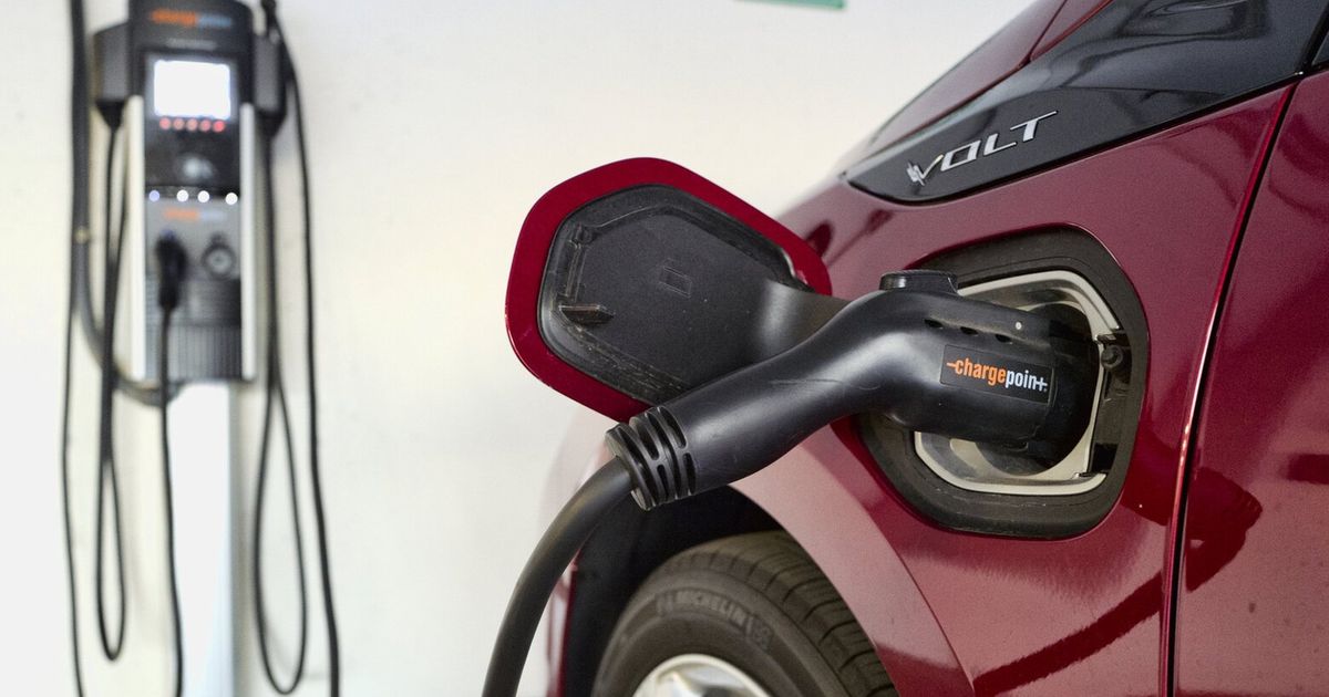 GM Will Add Backup Power Function to Its Electric Vehicles | The Seattle Times