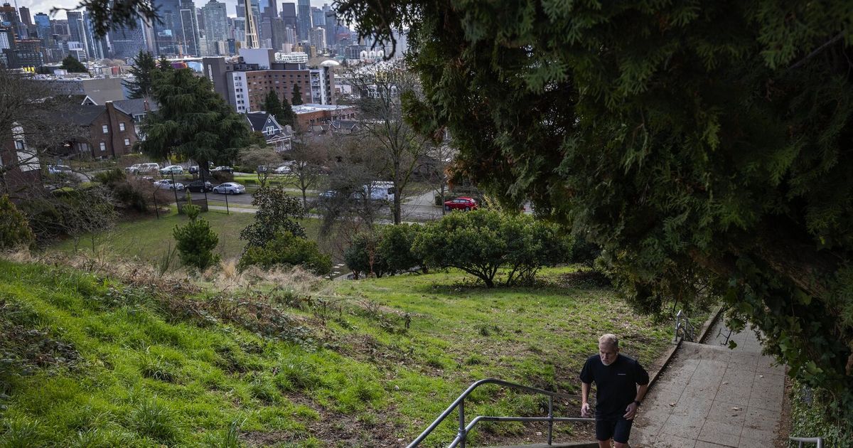 4 steep Seattle stair climbs to get you in shape for WA hiking season ...
