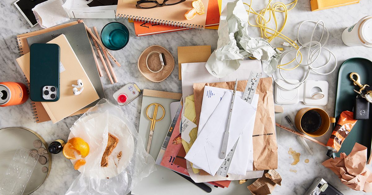 Depression cleaning — Why clearing a cluttered space can feel ...