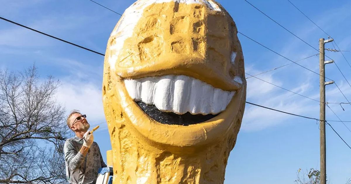 Plains ‘smiling peanut’ gets facelift as residents prepare to say ...