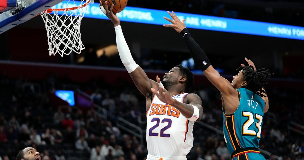 Ayton has 31 points and 16 rebounds, Suns beat Pistons | The Seattle Times