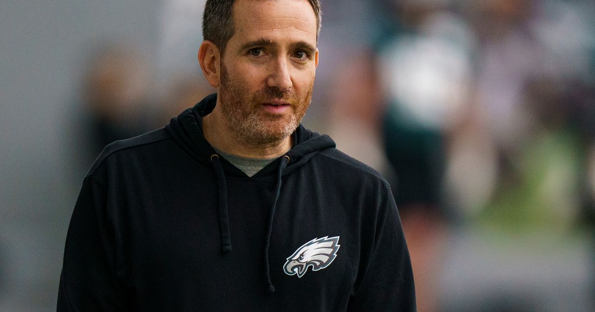 Eagles GM Howie Roseman again shows his resilience | The Seattle Times