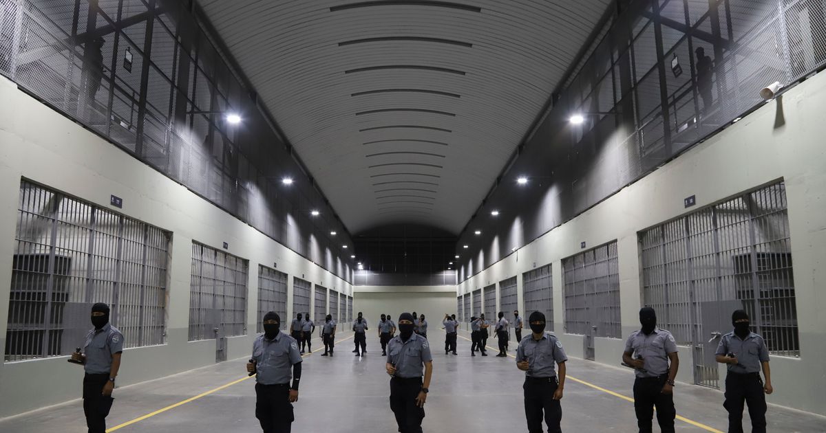 El Salvador bets safety on incarceration; unveils new prison | The ...